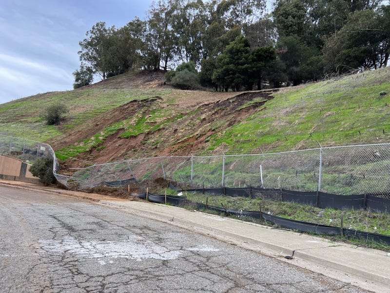 Richmond neighborhood evacuated amid mudslide threat Richmond neighborhood evacuated amid mudslide threat