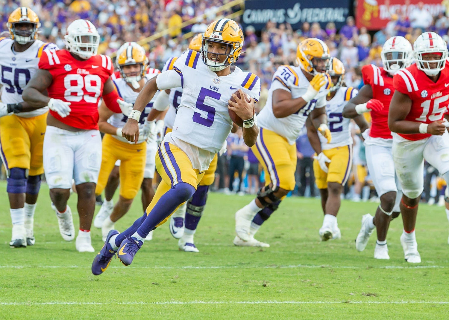 LSU's Jayden Daniels named SEC Offensive Player of the Week LSU's Jayden Daniels named SEC Offensive Player of the Week