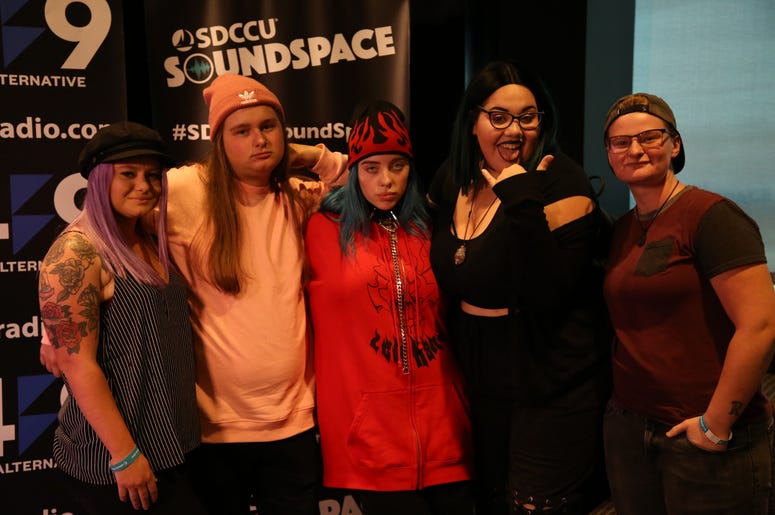Billie Eilish Meet And Greet Photos Alt 949